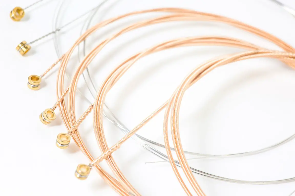 Baritone Guitar Strings – Ultimate Guide to Buying Baritone Strings